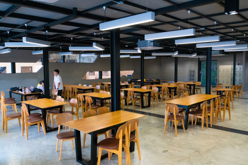 #ชี้เป้า เปิดทัวร์ร้านเกม Gamesmith สวรรค์ของเหล่าเกมเมอร์ยามค่ำคืน!
